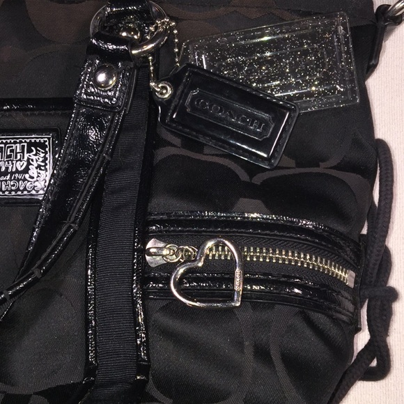 Coach | Bags | Coach Daisy Signature Pocket Shopper Shoulder Bag | Poshmark